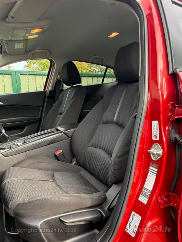 Sarkans Mazda 3 2017 Tallina, ar dzinēja tilpumu 2.00 L un nobraukumu 149 tūkst. km par 9800 €, foto 10 vietnē AUTOMOTO.COM.LV