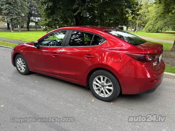 Red Mazda 3 2019 in Tallinn, with an engine capacity of 2.00 L and mileage of 77 thousand km for 13999 €, photo 3 on AUTOMOTO.COM.LV