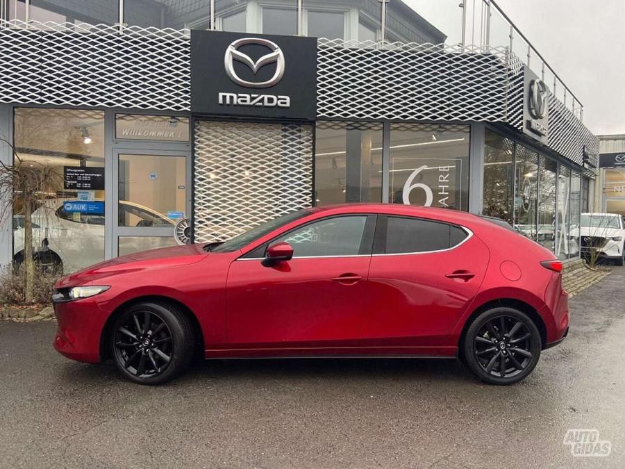 Sarkans Mazda 3 2021 Kauņa, ar dzinēja tilpumu 2.00 L un nobraukumu 51 tūkst. km par 23420 €, foto 2 vietnē AUTOMOTO.COM.LV