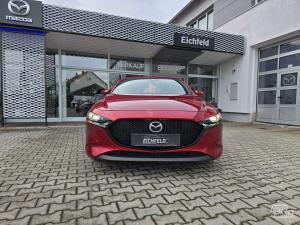 Red Mazda 3 2021 in Kaunas, with an engine capacity of 2.00 L and mileage of 62 thousand km for 22045 €, photo  on AUTOMOTO.COM.LV