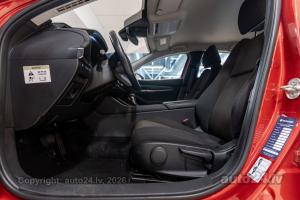 Красный Мазда 3 2023 в Таллин, объемом двигателя 2.00 л и пробегом 76 тыс. км за 19990 €, фото 6 на AUTOMOTO.COM.LV