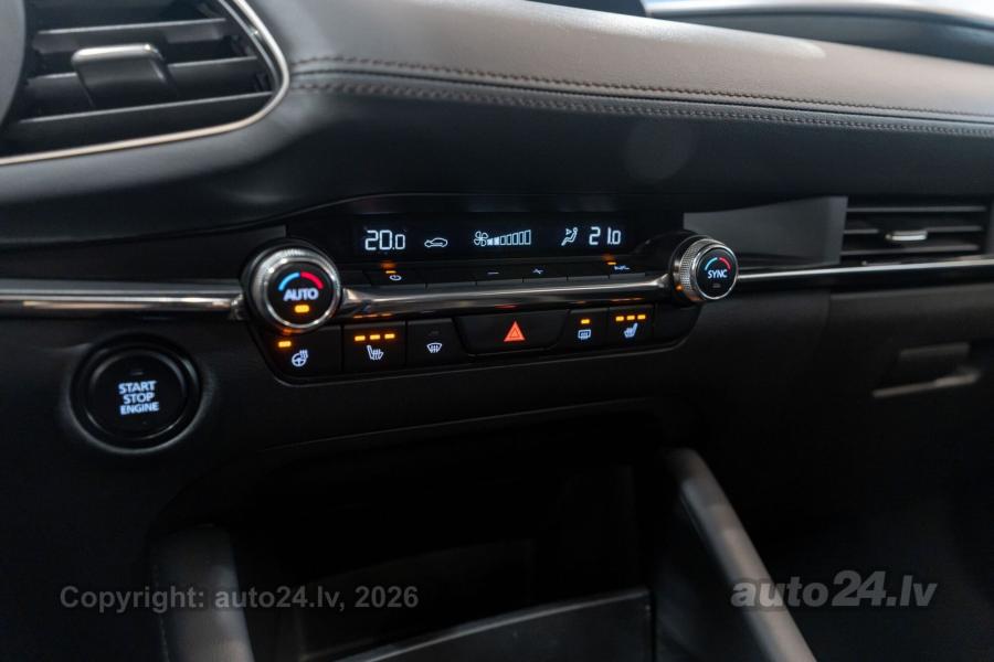 Красный Мазда 3 2023 в Таллин, объемом двигателя 2.00 л и пробегом 76 тыс. км за 19990 €, фото 12 на AUTOMOTO.COM.LV