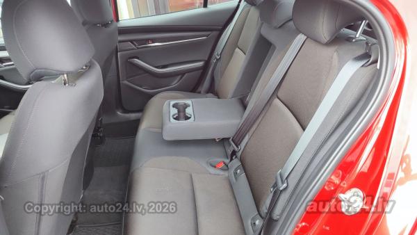 Красный Мазда 3 2023 в Тарту, объемом двигателя 2.00 л и пробегом 69 тыс. км за 19990 €, фото 7 на AUTOMOTO.COM.LV