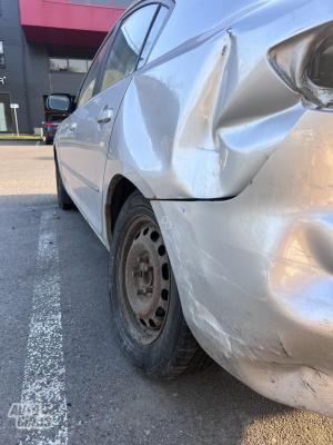 Mazda 3 2006 Viļņa, ar dzinēja tilpumu 1.60 L un nobraukumu 207 tūkst. km par 500 €, foto 6 vietnē AUTOMOTO.COM.LV