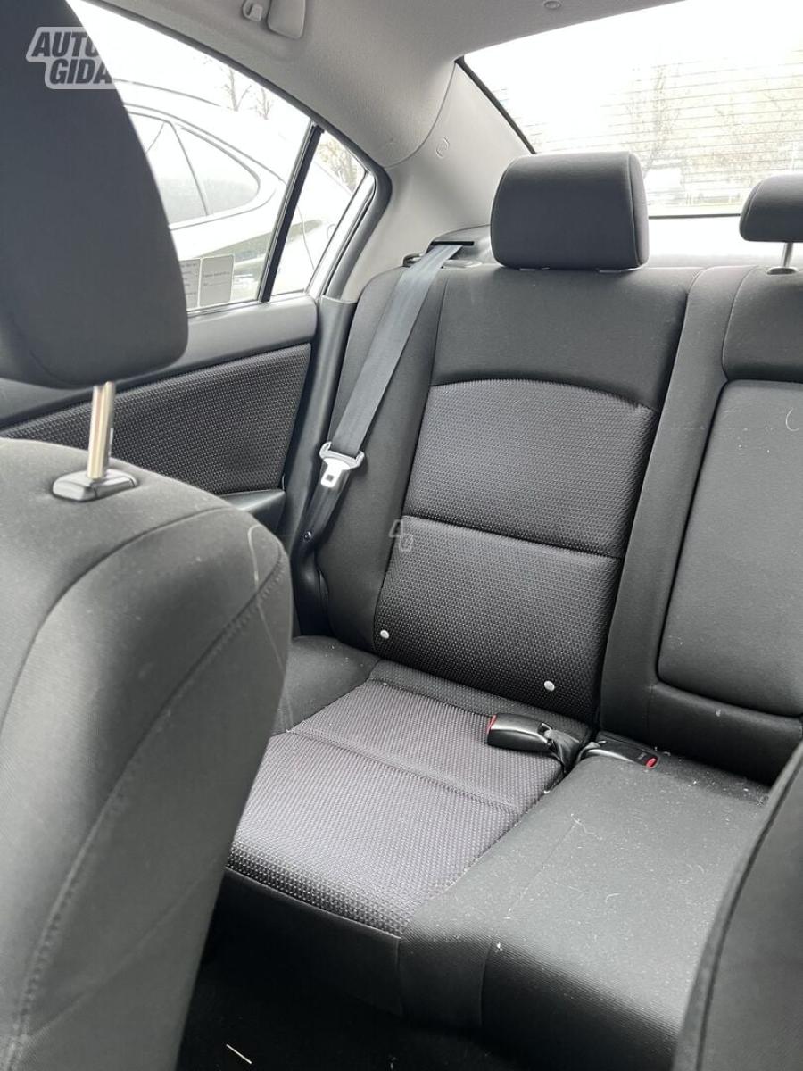 Mazda 3 2006 Viļņa, ar dzinēja tilpumu 1.60 L un nobraukumu 207 tūkst. km par 500 €, foto 12 vietnē AUTOMOTO.COM.LV