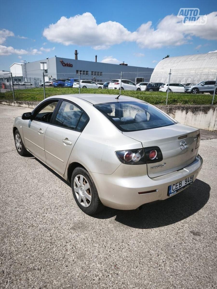 Mazda 3 2006 in Kaunas, with an engine capacity of 1.60 L and mileage of 212 thousand km for 500 €, photo 5 on AUTOMOTO.COM.LV