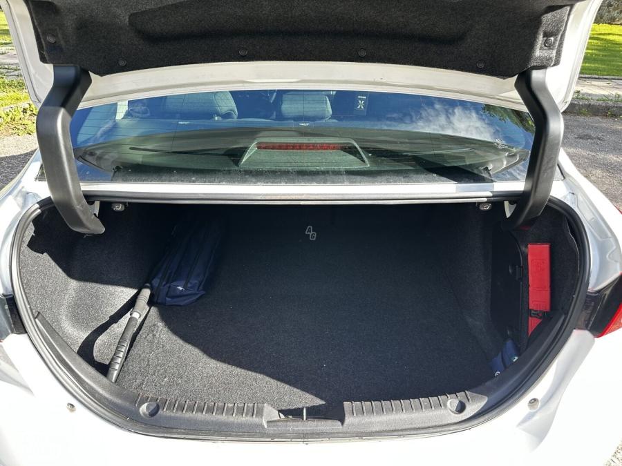 Mazda 3 2018 in Vilnius, with an engine capacity of 2.00 L and mileage of 75 thousand km for 14950 €, photo 9 on AUTOMOTO.COM.LV