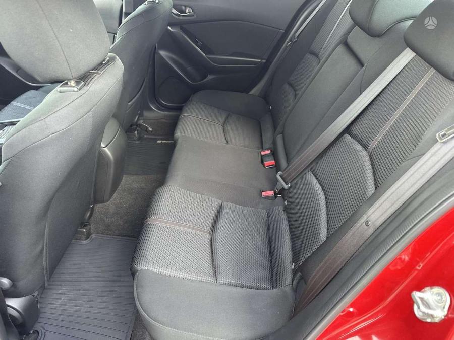 Mazda 3 2018 in Klaipeda, with an engine capacity of 2.00 L and mileage of 113 thousand km for 12900 €, photo 21 on AUTOMOTO.COM.LV