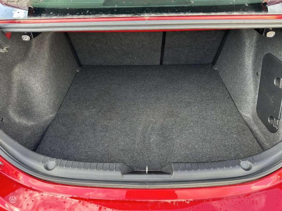 Mazda 3 2018 in Klaipeda, with an engine capacity of 2.00 L and mileage of 113 thousand km for 12900 €, photo 25 on AUTOMOTO.COM.LV