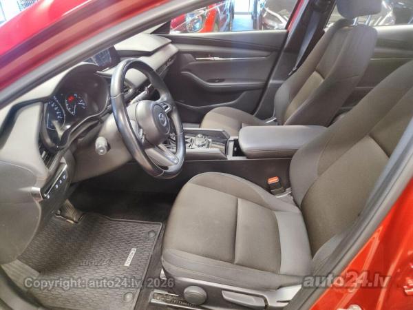 Mazda 3 2021 Tartu, ar dzinēja tilpumu 2.00 L un nobraukumu 92 tūkst. km par 17990 €, foto 10 vietnē AUTOMOTO.COM.LV