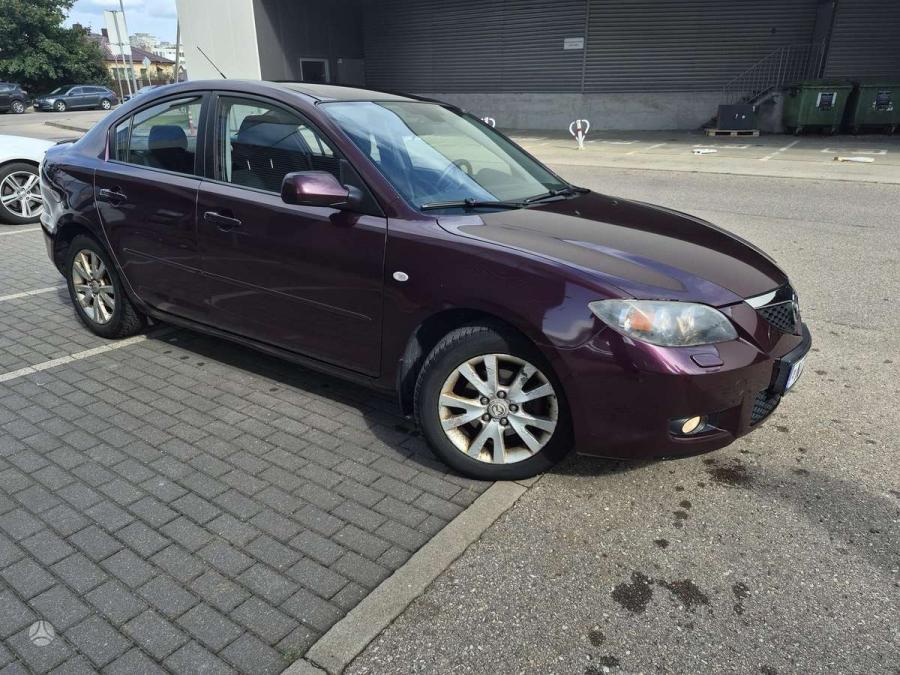 Violet Mazda 3 2007 in Vilnius, with an engine capacity of 1.60 L and mileage of 124 thousand km for 1950 €, photo 1 on AUTOMOTO.COM.LV