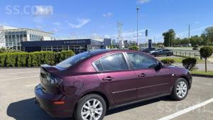Violets Mazda 3 2008 Rīga, ar dzinēja tilpumu 2.00 L un nobraukumu 122 tūkst. km par 2200 €, foto 3 vietnē AUTOMOTO.COM.LV