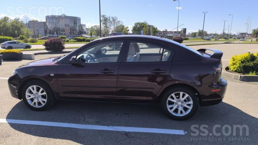 Violets Mazda 3 2008 Rīga, ar dzinēja tilpumu 2.00 L un nobraukumu 122 tūkst. km par 2200 €, foto 5 vietnē AUTOMOTO.COM.LV