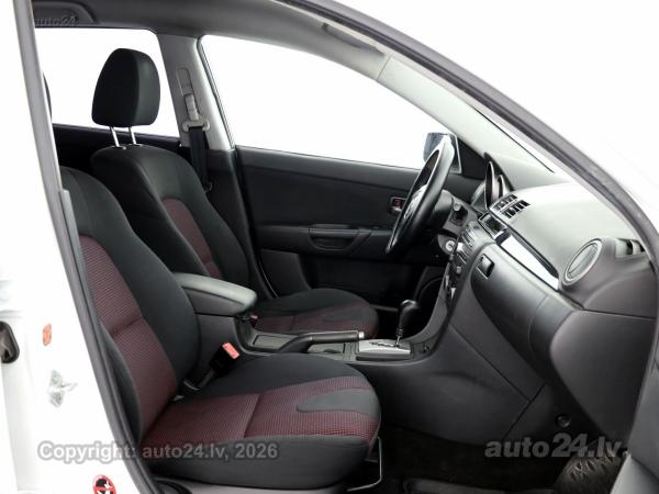 White Mazda 3 2006 in Tallinn, with an engine capacity of 1.60 L and mileage of 215 thousand km for 1599 €, photo 6 on AUTOMOTO.COM.LV