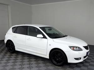 Balts Mazda 3 2006 Tallina, ar dzinēja tilpumu 1.60 L un nobraukumu 215 tūkst. km par 1599 €, foto 10 vietnē AUTOMOTO.COM.LV