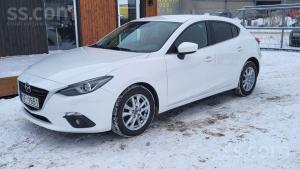 White Mazda 3 2014 in Riga, with an engine capacity of 2.00 L and mileage of 120 thousand km for 7500 €, photo 3 on AUTOMOTO.COM.LV