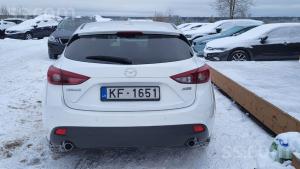 White Mazda 3 2014 in Riga, with an engine capacity of 2.00 L and mileage of 120 thousand km for 7500 €, photo 17 on AUTOMOTO.COM.LV
