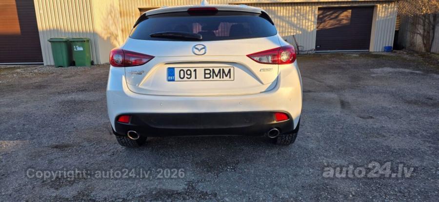 White Mazda 3 2014 in Johvi, with an engine capacity of 1.50 L and mileage of 168 thousand km for 6700 €, photo 3 on AUTOMOTO.COM.LV