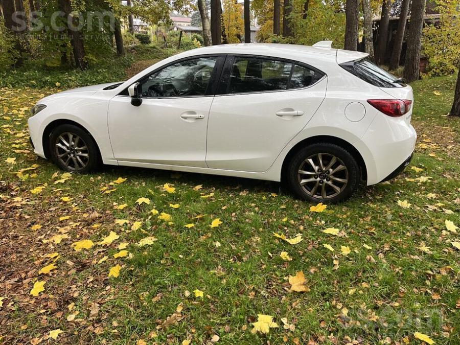 White Mazda 3 2014 in Riga, with an engine capacity of 1.50 L and mileage of 199 thousand km for 5100 €, photo 1 on AUTOMOTO.COM.LV