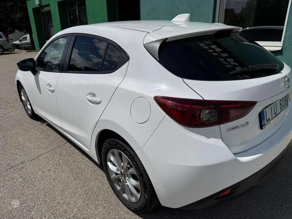 Balts Mazda 3 2014 Kauņa, ar dzinēja tilpumu 1.50 L un nobraukumu 170 tūkst. km par 4500 €, foto 5 vietnē AUTOMOTO.COM.LV