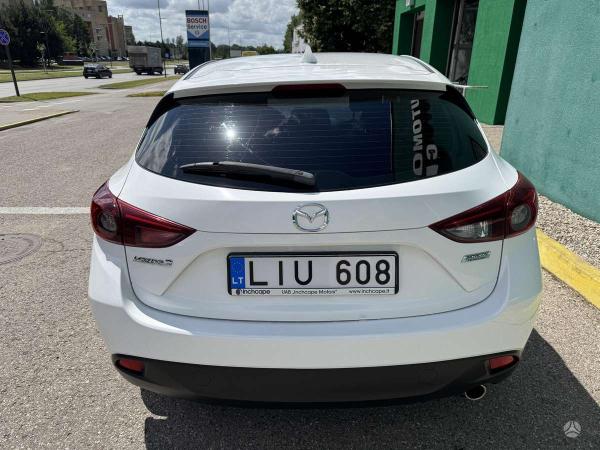 Balts Mazda 3 2014 Kauņa, ar dzinēja tilpumu 1.50 L un nobraukumu 170 tūkst. km par 4500 €, foto 6 vietnē AUTOMOTO.COM.LV