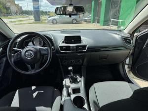 White Mazda 3 2014 in Kaunas, with an engine capacity of 1.50 L and mileage of 170 thousand km for 4500 €, photo 9 on AUTOMOTO.COM.LV