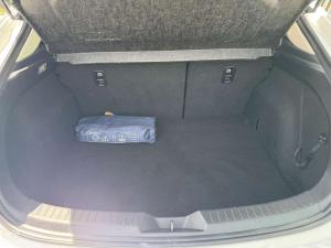White Mazda 3 2014 in Kaunas, with an engine capacity of 1.50 L and mileage of 170 thousand km for 4500 €, photo 14 on AUTOMOTO.COM.LV