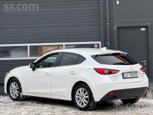 White Mazda 3 2015 in Riga, with an engine capacity of 2.20 L and mileage of 159 thousand km for 3950 €, photo 4 on AUTOMOTO.COM.LV