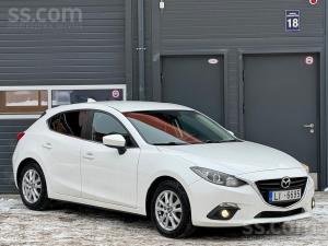 White Mazda 3 2015 in Riga, with an engine capacity of 2.20 L and mileage of 159 thousand km for 3950 €, photo 6 on AUTOMOTO.COM.LV
