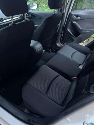 White Mazda 3 2015 in Silale, with an engine capacity of 2.19 L and mileage of 176 thousand km for 3300 €, photo 7 on AUTOMOTO.COM.LV
