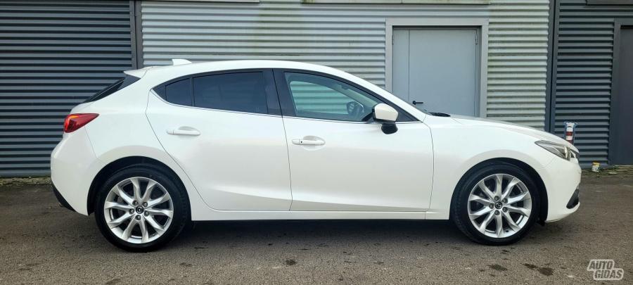 Balts Mazda 3 2015 Kretinga, ar dzinēja tilpumu 2.20 L un nobraukumu 155 tūkst. km par 7500 €, foto 25 vietnē AUTOMOTO.COM.LV