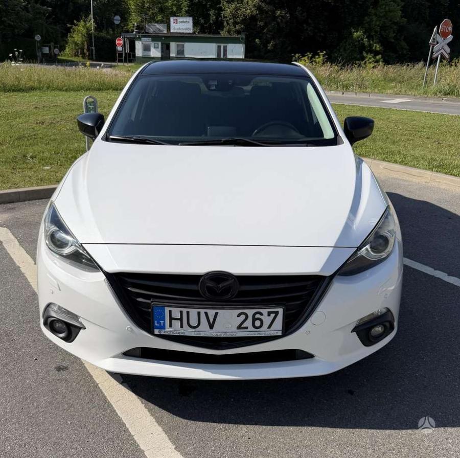 White Mazda 3 2015 in Klaipeda, with an engine capacity of 2.00 L and mileage of 179 thousand km for 9100 €, photo 4 on AUTOMOTO.COM.LV