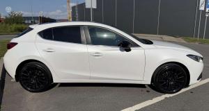White Mazda 3 2015 in Klaipeda, with an engine capacity of 2.00 L and mileage of 179 thousand km for 9100 €, photo 9 on AUTOMOTO.COM.LV