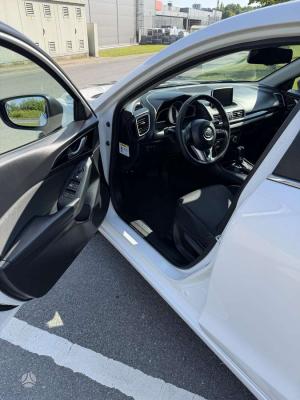 White Mazda 3 2015 in Klaipeda, with an engine capacity of 2.00 L and mileage of 179 thousand km for 9100 €, photo 13 on AUTOMOTO.COM.LV