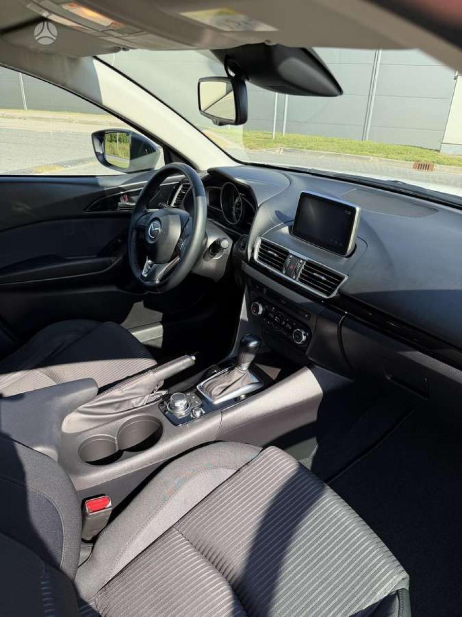 White Mazda 3 2015 in Klaipeda, with an engine capacity of 2.00 L and mileage of 179 thousand km for 9100 €, photo 22 on AUTOMOTO.COM.LV