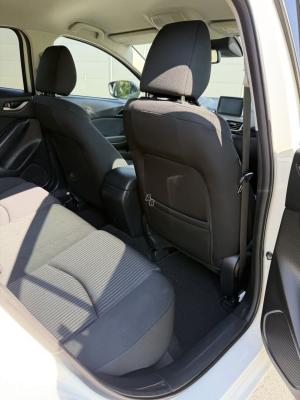 White Mazda 3 2015 in Klaipeda, with an engine capacity of 2.00 L and mileage of 179 thousand km for 9100 €, photo 17 on AUTOMOTO.COM.LV