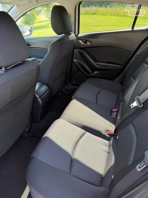 White Mazda 3 2015 in Klaipeda, with an engine capacity of 2.00 L and mileage of 179 thousand km for 9100 €, photo 19 on AUTOMOTO.COM.LV