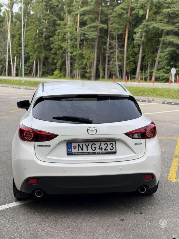 Balts Mazda 3 2016 Klaipėda, ar dzinēja tilpumu 2.19 L un nobraukumu 244 tūkst. km par 6200 €, foto 4 vietnē AUTOMOTO.COM.LV