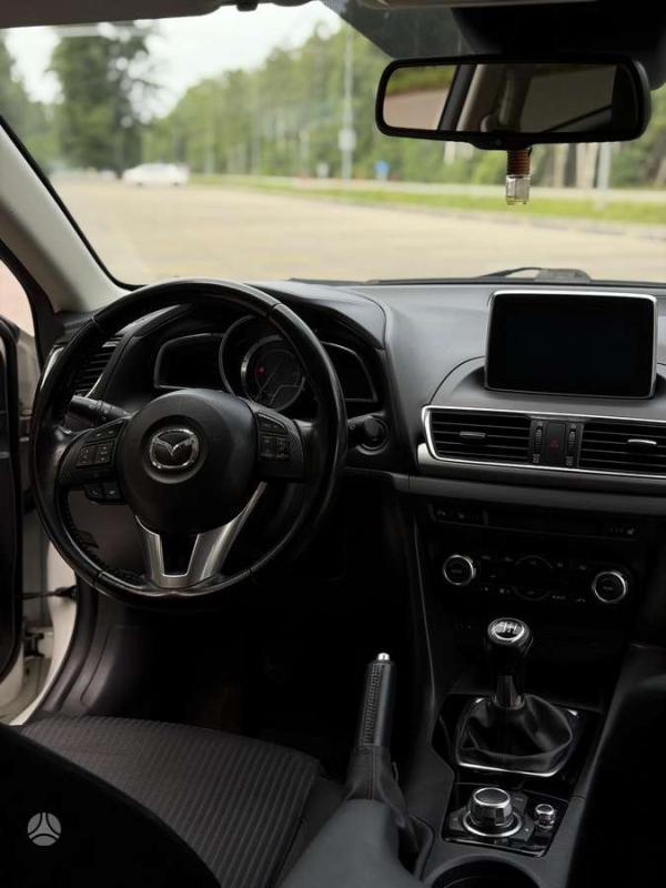 Balts Mazda 3 2016 Klaipėda, ar dzinēja tilpumu 2.19 L un nobraukumu 244 tūkst. km par 6200 €, foto 8 vietnē AUTOMOTO.COM.LV