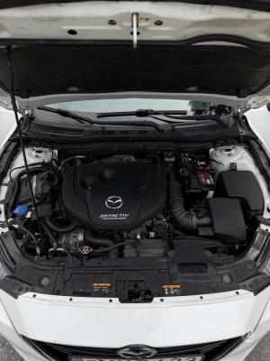 Balts Mazda 3 2016 Klaipėda, ar dzinēja tilpumu 2.19 L un nobraukumu 244 tūkst. km par 6200 €, foto 11 vietnē AUTOMOTO.COM.LV