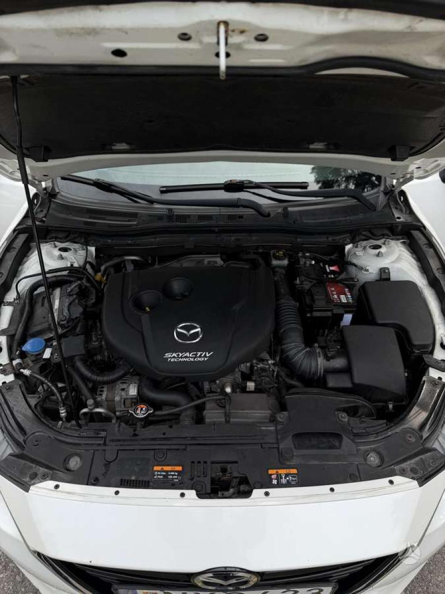 Balts Mazda 3 2016 Klaipėda, ar dzinēja tilpumu 2.19 L un nobraukumu 244 tūkst. km par 6200 €, foto 11 vietnē AUTOMOTO.COM.LV