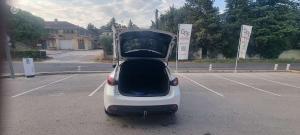White Mazda 3 2016 in Taurage, with an engine capacity of 1.50 L and mileage of 171 thousand km for 4900 €, photo 10 on AUTOMOTO.COM.LV