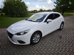 Balts Mazda 3 2017 Šauļi, ar dzinēja tilpumu 1.50 L un nobraukumu 186 tūkst. km par 8750 €, foto 3 vietnē AUTOMOTO.COM.LV