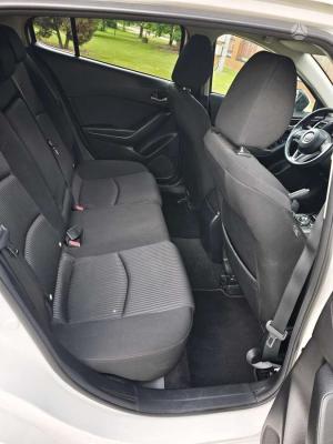 Balts Mazda 3 2017 Šauļi, ar dzinēja tilpumu 1.50 L un nobraukumu 186 tūkst. km par 8750 €, foto 14 vietnē AUTOMOTO.COM.LV