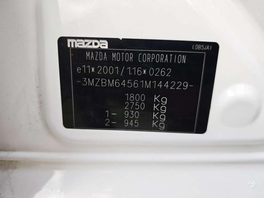 Balts Mazda 3 2017 Šauļi, ar dzinēja tilpumu 1.50 L un nobraukumu 186 tūkst. km par 8750 €, foto 17 vietnē AUTOMOTO.COM.LV