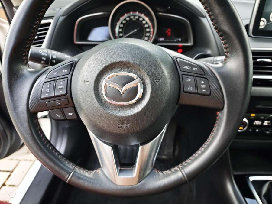 Balts Mazda 3 2017 Šauļi, ar dzinēja tilpumu 1.50 L un nobraukumu 186 tūkst. km par 8750 €, foto 20 vietnē AUTOMOTO.COM.LV