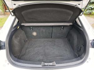 Balts Mazda 3 2017 Šauļi, ar dzinēja tilpumu 1.50 L un nobraukumu 186 tūkst. km par 8750 €, foto 21 vietnē AUTOMOTO.COM.LV