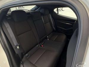 Balts Mazda 3 2021 Viļņa, ar dzinēja tilpumu 2.00 L un nobraukumu 64 tūkst. km par 17499 €, foto 13 vietnē AUTOMOTO.COM.LV
