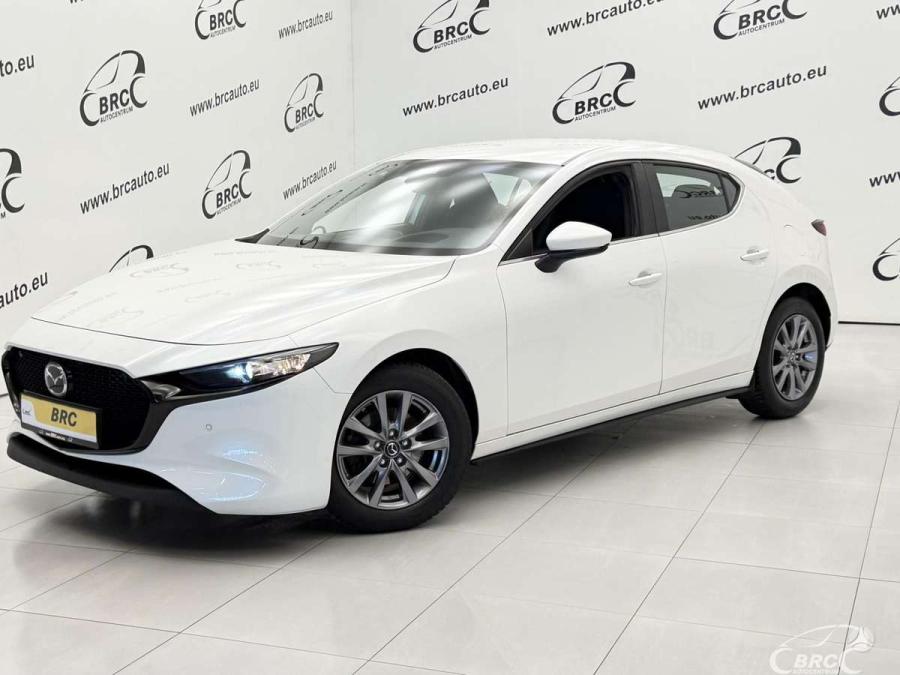 White Mazda 3 2021 in Vilnius, with an engine capacity of 2.00 L and mileage of 64 thousand km for 16999 €, photo 1 on AUTOMOTO.COM.LV
