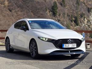 Balts Mazda 3 2023 Tallina, ar dzinēja tilpumu 2.00 L un nobraukumu 32 tūkst. km par 26490 €, foto  vietnē AUTOMOTO.COM.LV